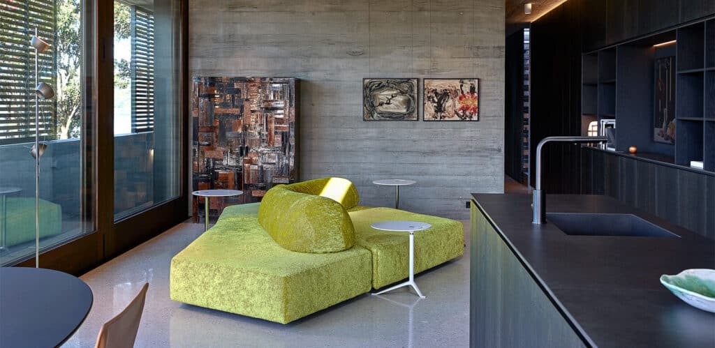 Onetangi Cliff House - Peter Fell